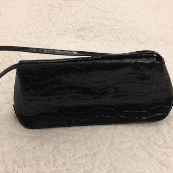Kenneth Cole Reaction | Bags | Kenneth Kole Black Patent Leather Bag 9 ...